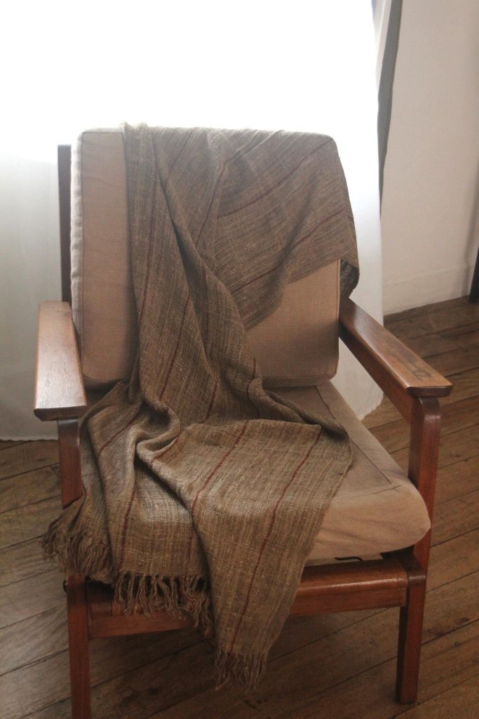 Raw silk throw - Mada Collective