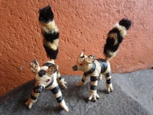 Raffia Lemurs - Mada Collective